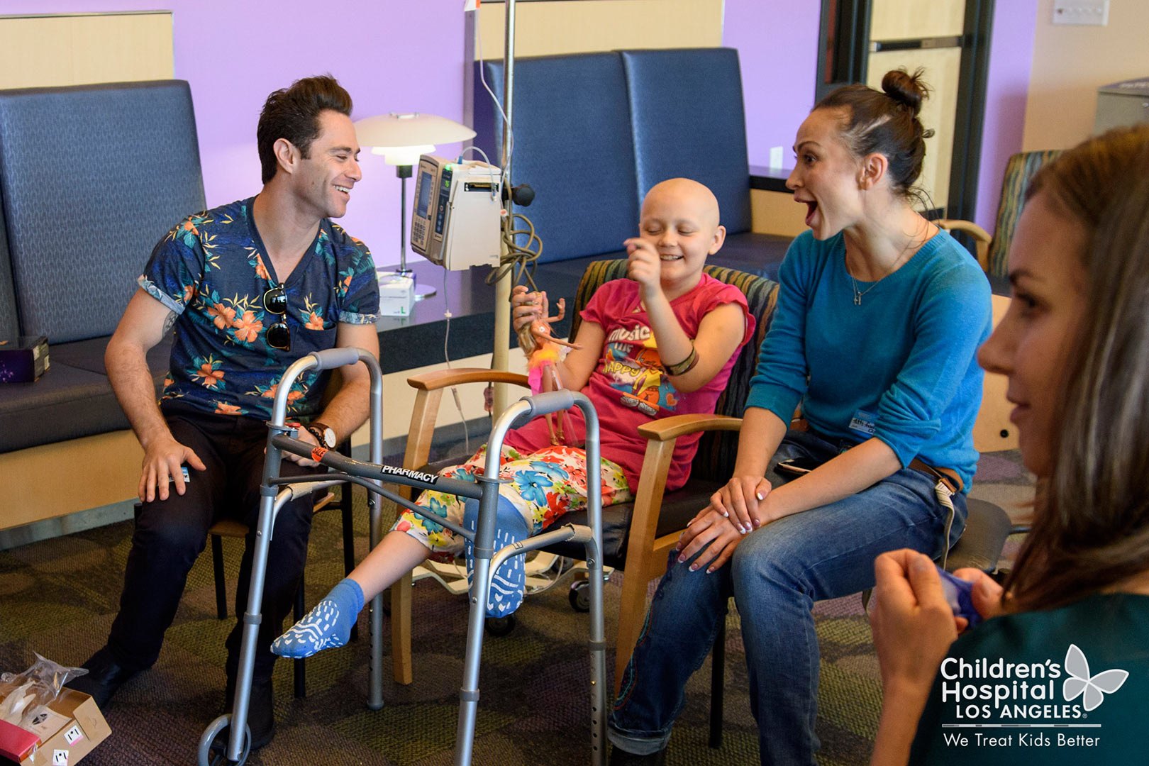‘Dancing With the Stars’ Pro Dancers Visit Children’s Hospital: See the ...