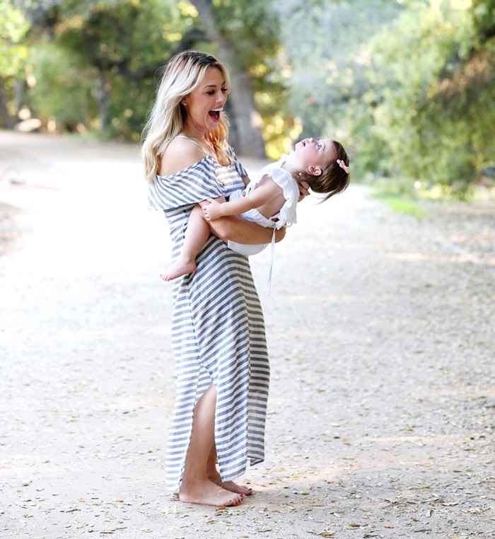Jessica Hall Pregnant, Expecting Second Child With Husband Kyle Carlson ...
