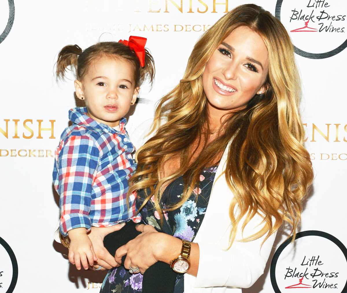 Jessie James Decker Swears by These 3 New Mom Must-Haves | Us Weekly