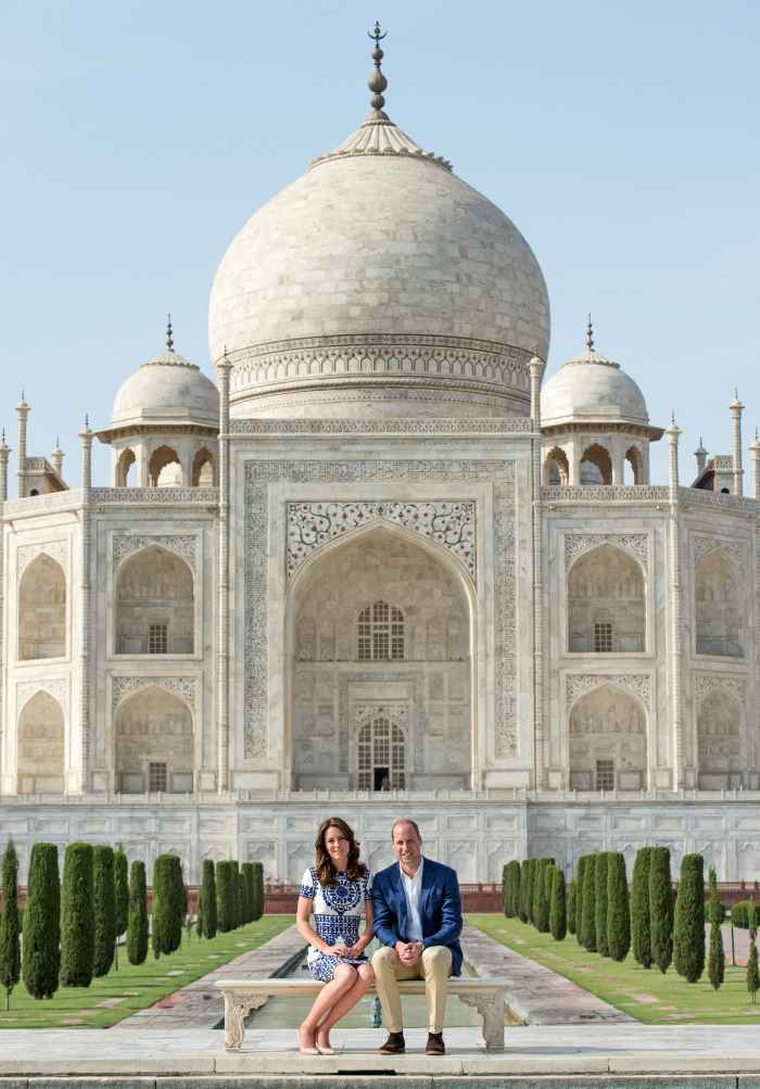 Kate Middleton, Prince William Visit Taj Mahal, Pose on ‘Diana’s Bench ...