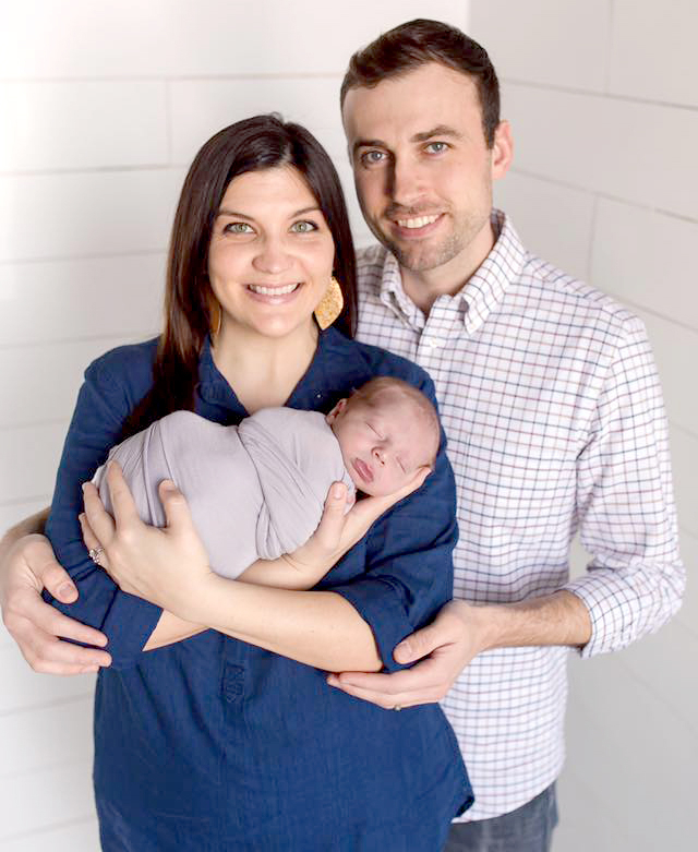 Mom Writes Inspiring Post About Formula Feeding | Us Weekly
