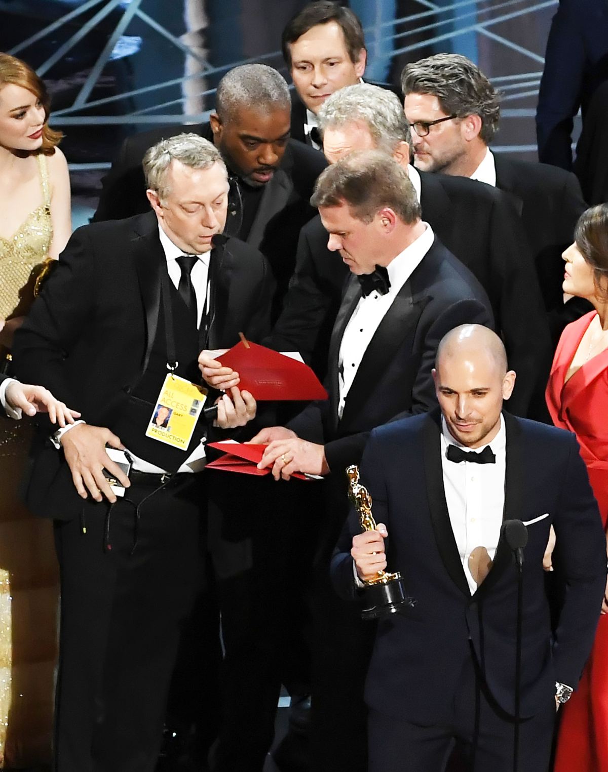 Watch When the Oscars Best Picture Mix-Up Was Realized | Us Weekly