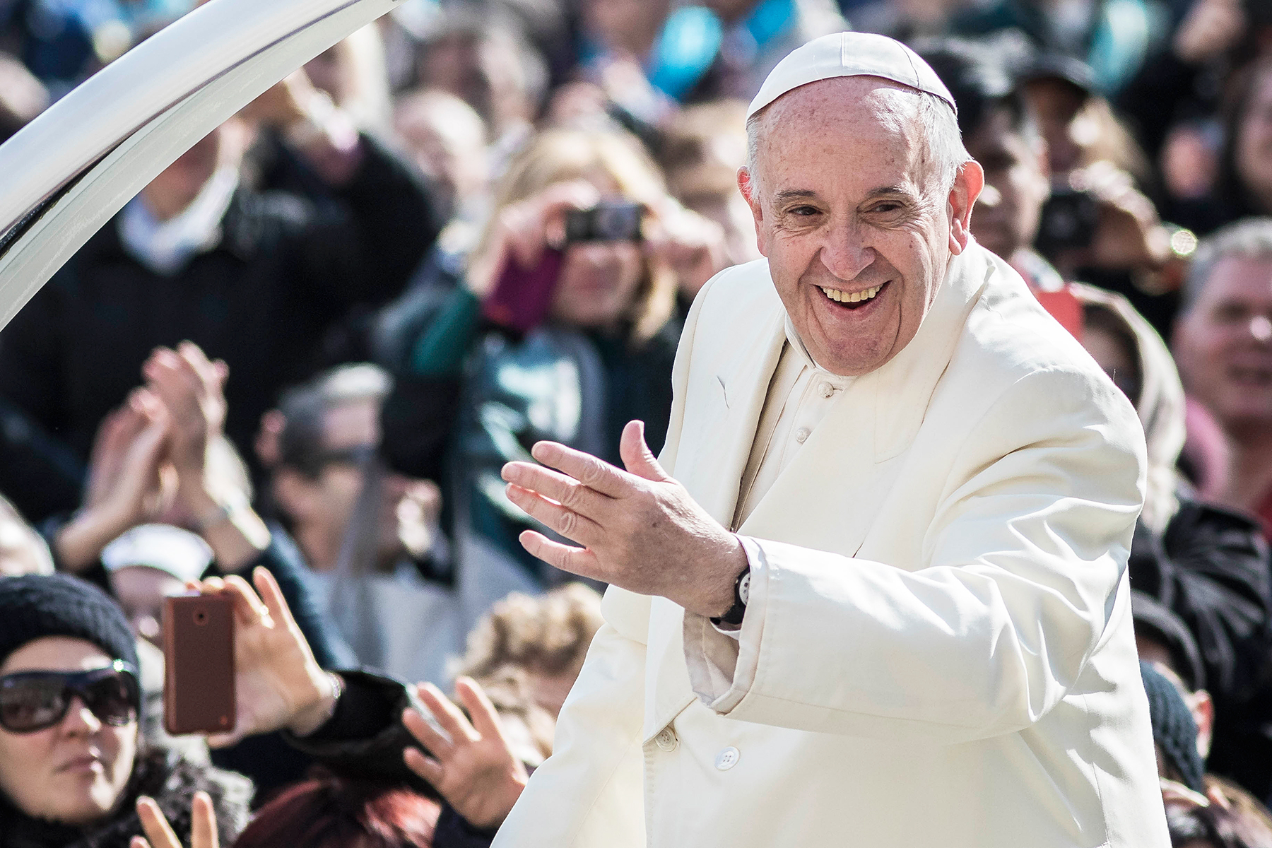 Pope Francis Is Joining Instagram! Find Out His Handle