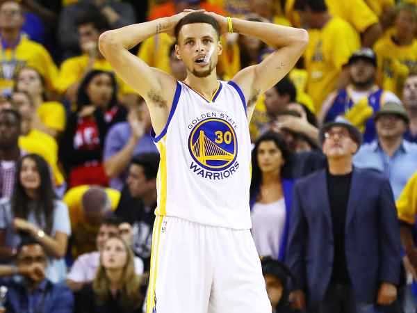 Ayesha Curry Mocked on Twitter After Steph’s NBA Finals 2016 Loss | Us ...